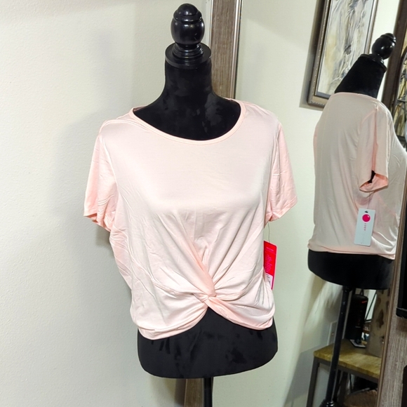 Yogalicious | Tops | Yogalicious Light Pink Criss Cross Front Short ...